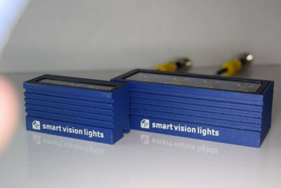 Compact linear lights from Smart Vision Lights work in continuous ...