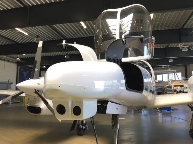 automatic landing system design uses dual camera imaging | Vision ...